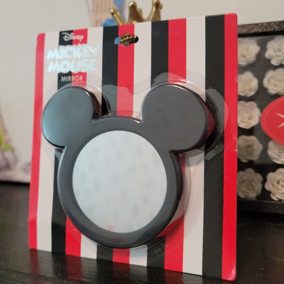 Disney | Accessories | Nwt Disney Mickey Mouse Handheld Mirror | Poshmark